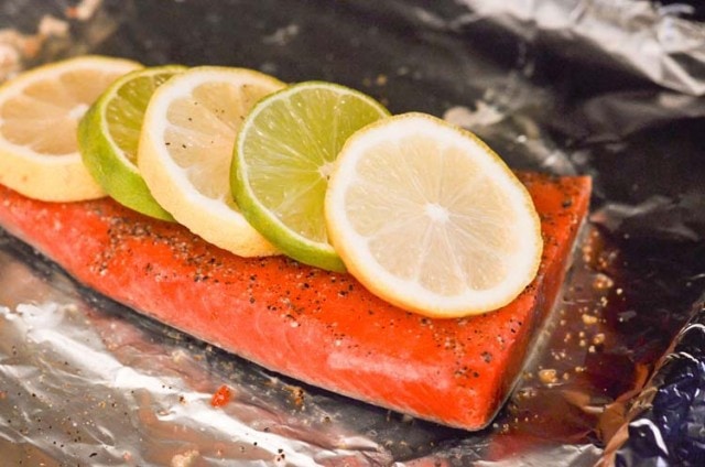 how to bake frozen wild salmon