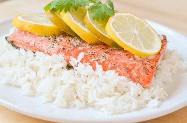 how to cook frozen salmon skin on