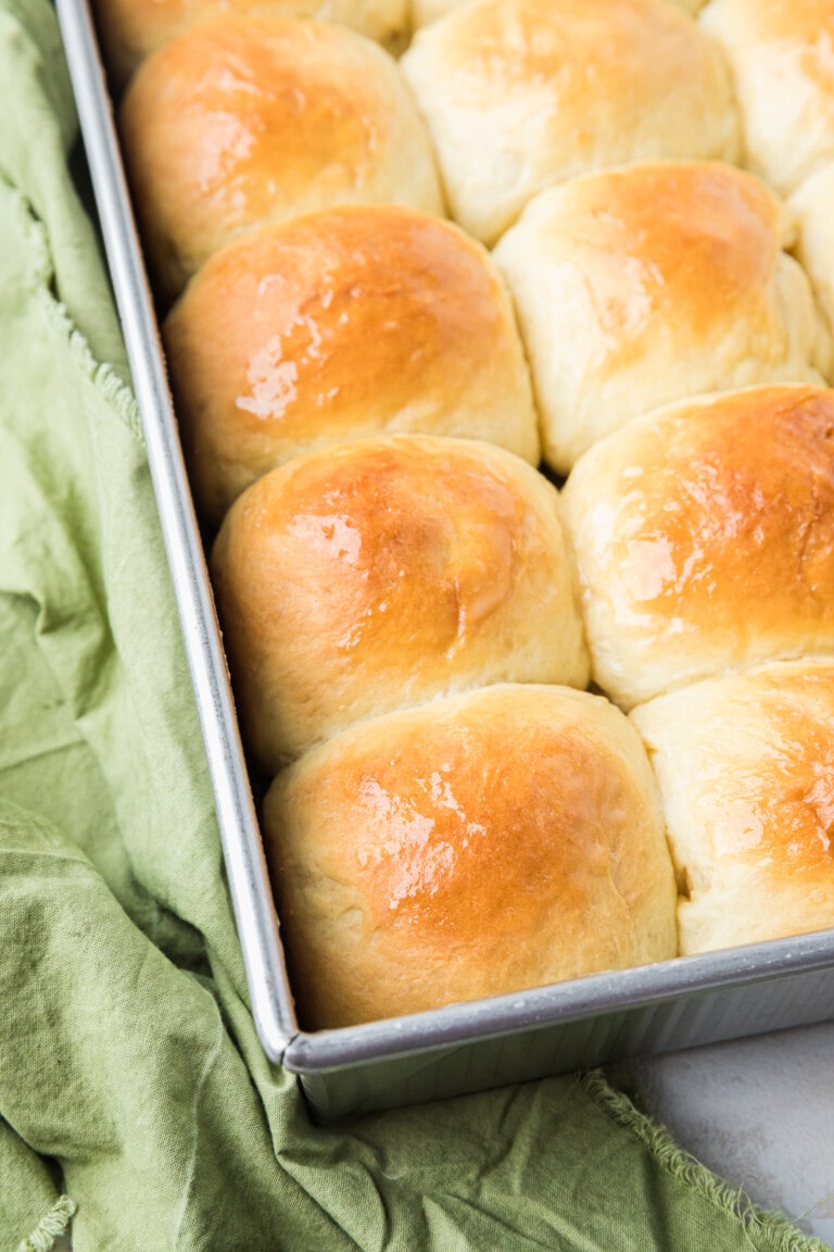 Quick Dinner Rolls - Courtney's Sweets